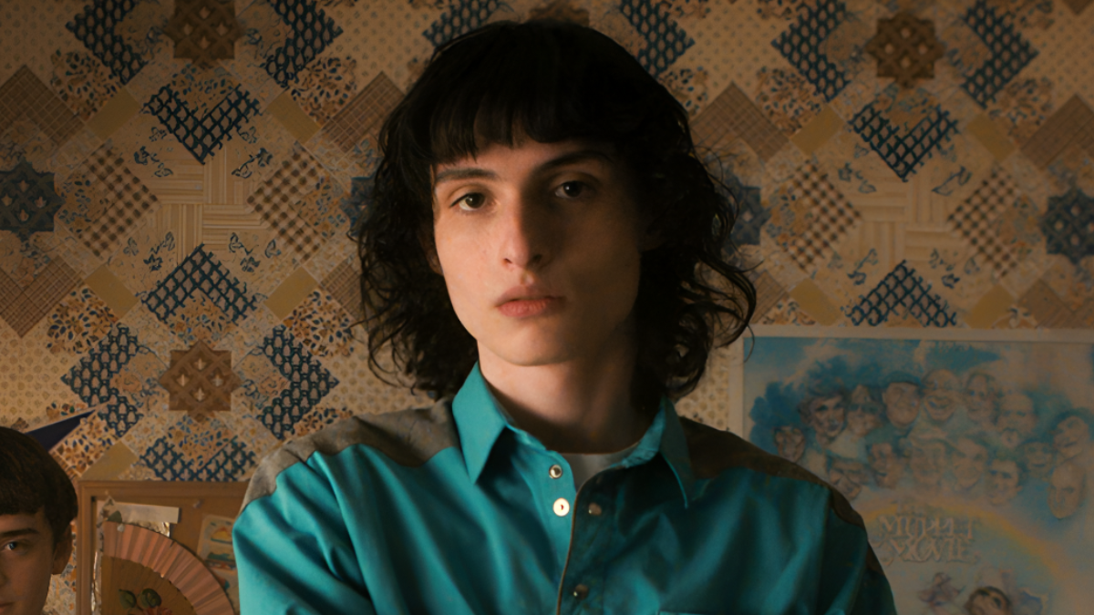 Stranger Things Star Called a ‘D***’ During Weird Fan Interaction ...