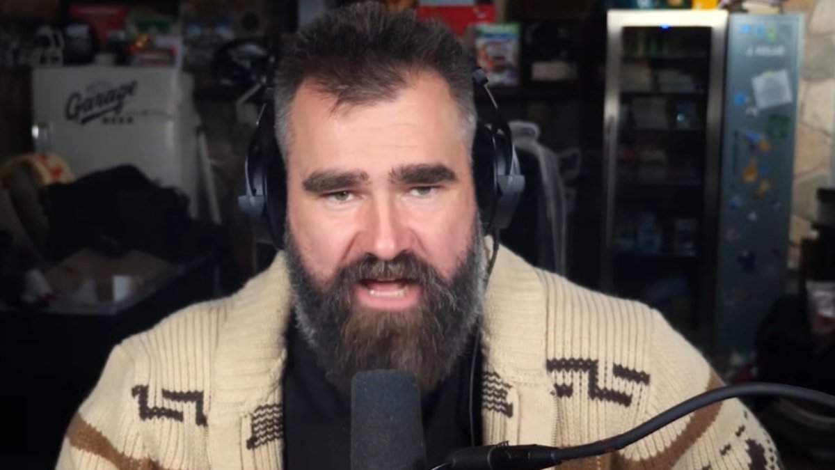 Jason Kelce Shares What He Felt After Interviewing Taylor Swift - Mandatory