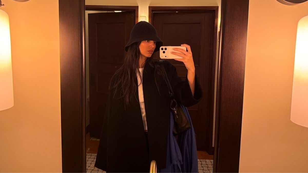 Photo Kendall Jenners Curtain Silhouette Is Beauty Mandatory 2072