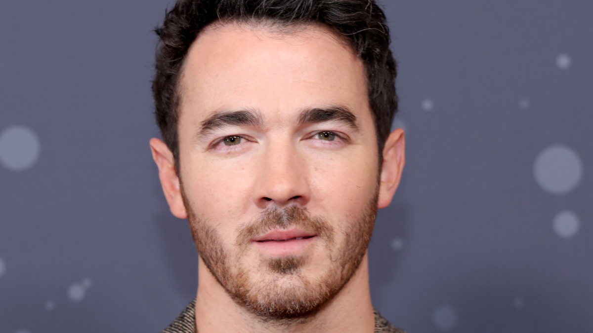 Kevin Jonas on Why He Turned Down Dancing With the Stars Several Times - Mandatory