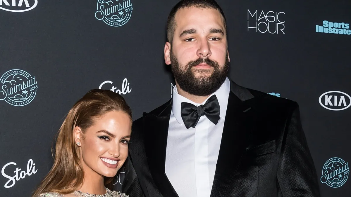 NFL Players Talking About Matt Kalil's 'Size' Amid Ex-Wife's Comment ...