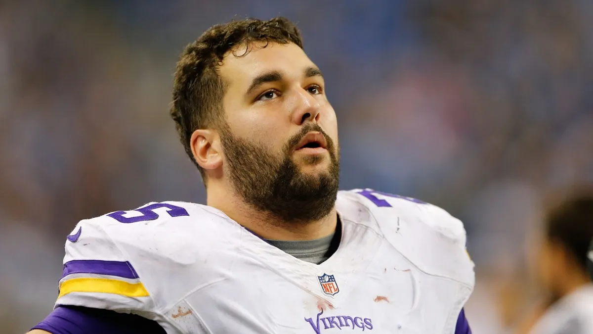 Ex-NFL Star Matt Kalil's 'Size' Was 'Open Secret' Among Teammates ...