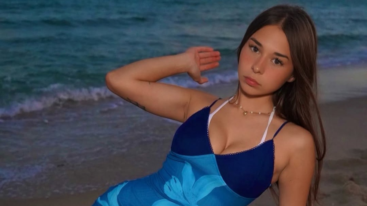 OnlyFans' Sophie Rain Looks 'Hot' in Body-Hugging Dress - Mandatory