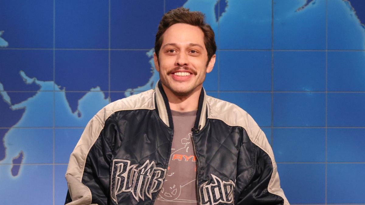 'Loud' Pete Davidson's SNL Return Upsets Cast Members — Insider - Mandatory