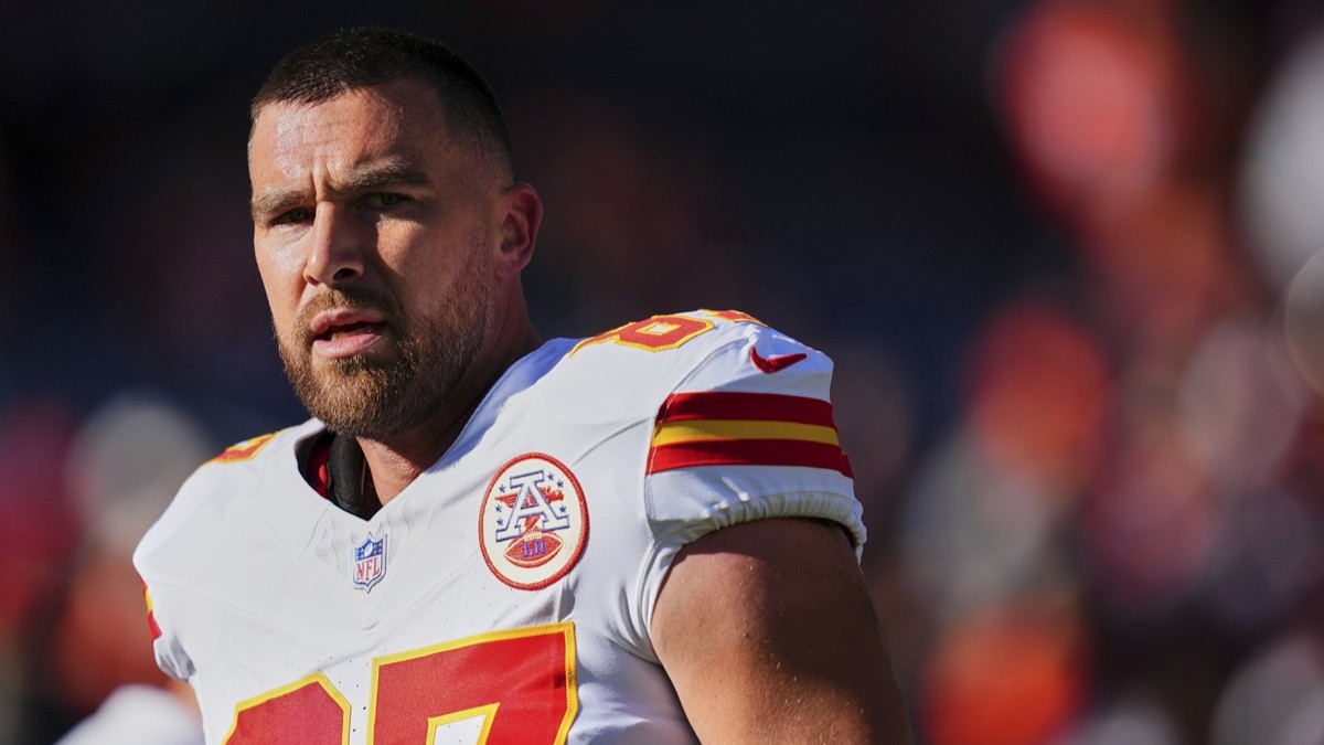 Travis Kelce Made TD Record During Chiefs vs. Broncos - Mandatory
