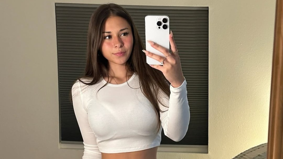 Uber’s Official Account Asks OnlyFans’ Sophie Rain for Money - Mandatory