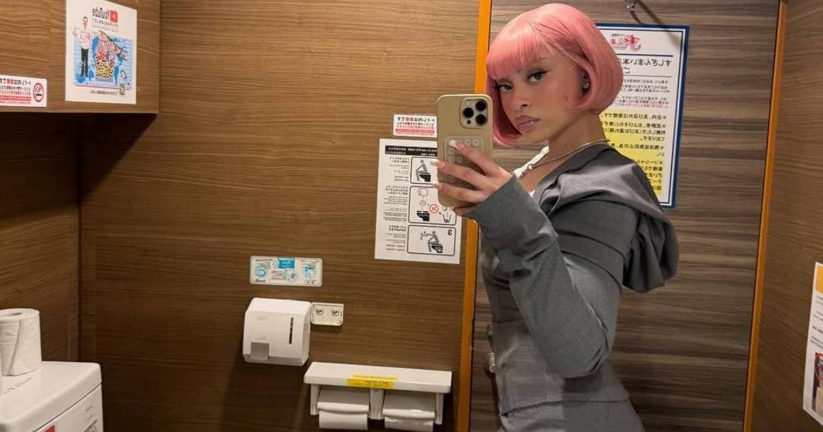 Ice Spice's Mirror Selfie in Mini-Dress Is Must See - Mandatory