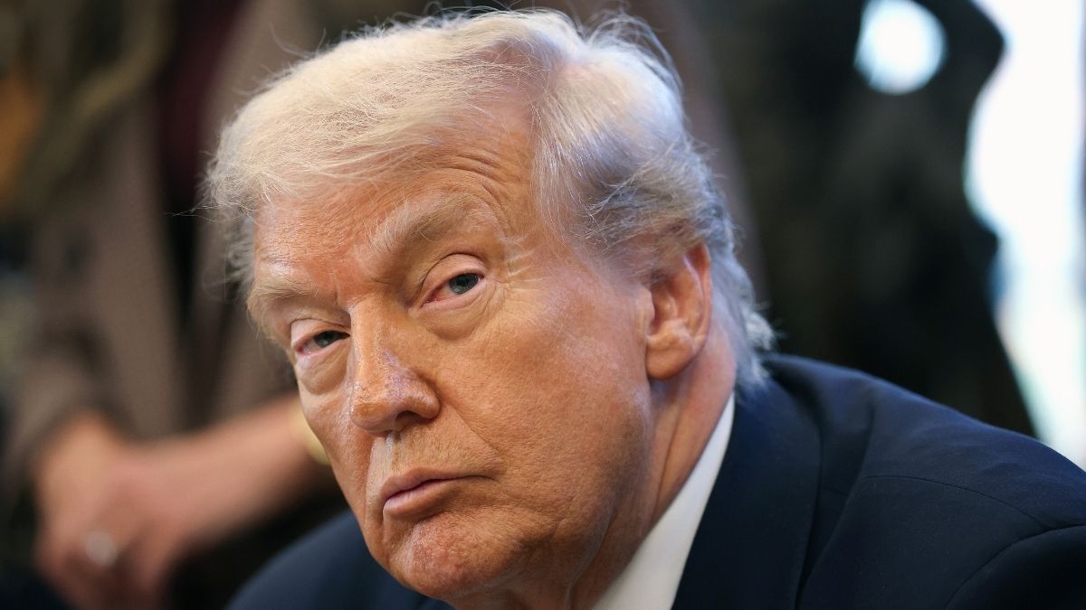 Donald Trump's 'Piggy' Comment Echoes a 1987 Feud - Mandatory