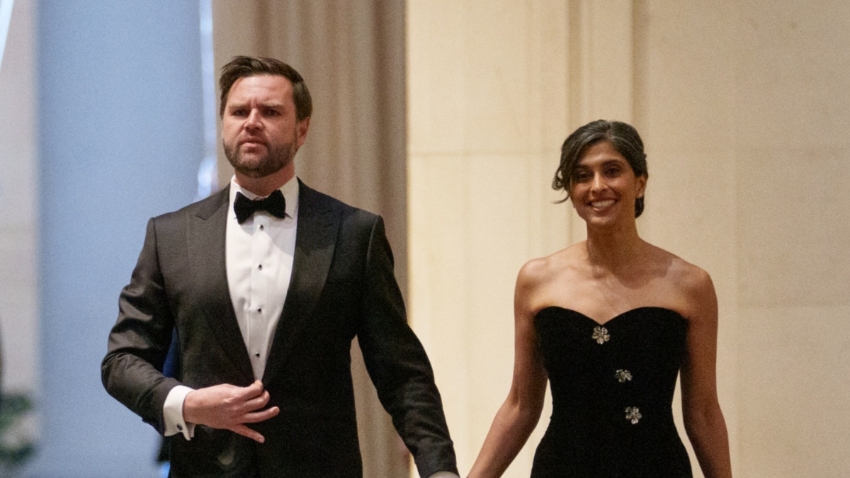 JD Vance's Wife Spotted Without Wedding Ring Amid Divorce Rumors ...