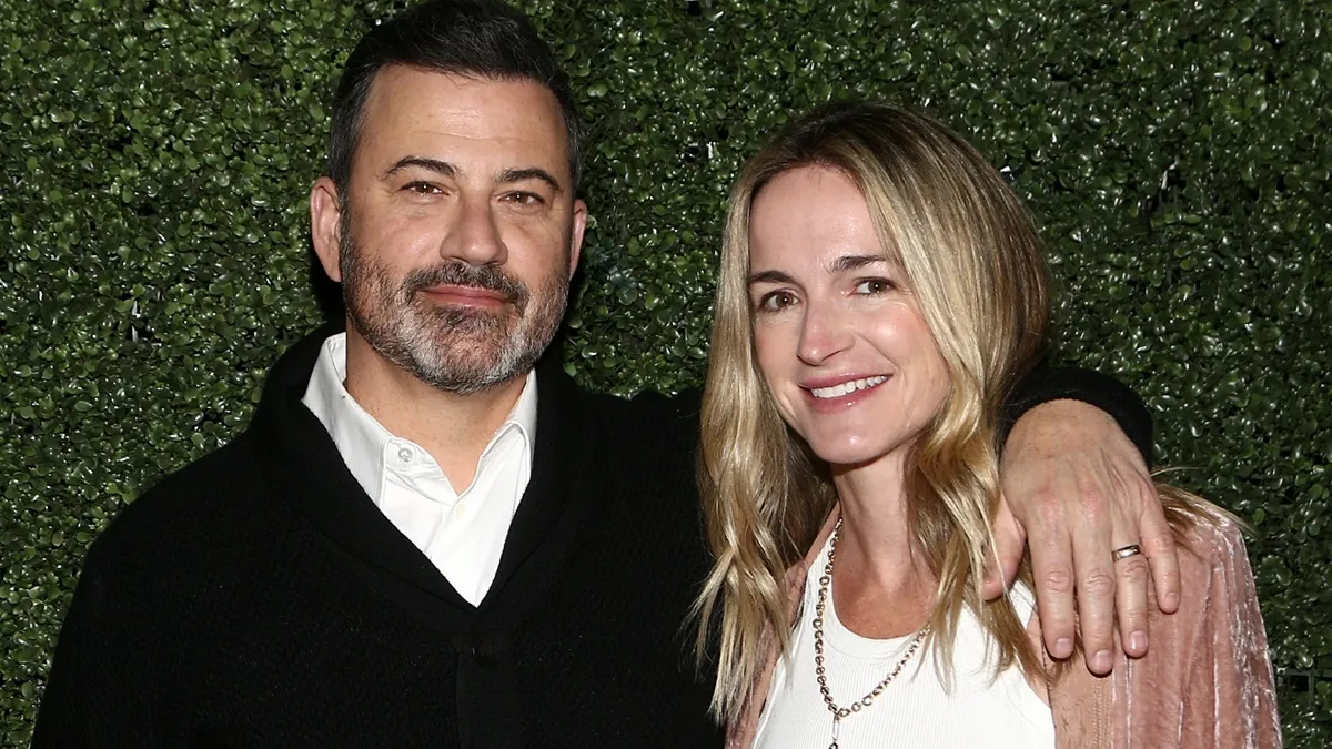 Jimmy Kimmel's Wife Has 'Lost Relationships' With Her Trump-Supporting ...