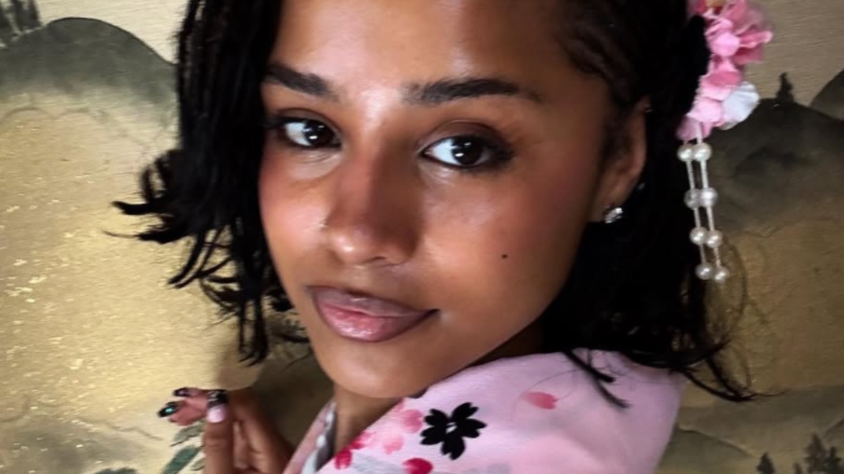 Tyla Sitting in Mini-Shorts Will Make You Look Twice - Mandatory