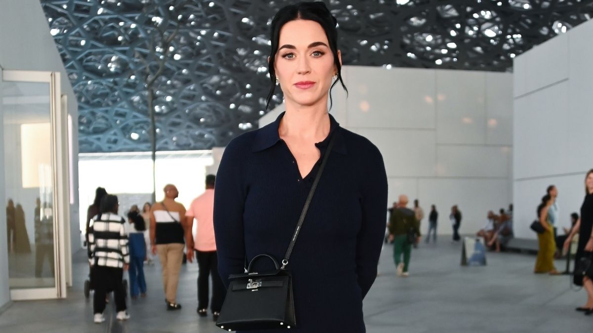 Katy Perry Wearing Strapless Dress Goes Harder Than Expected - Mandatory
