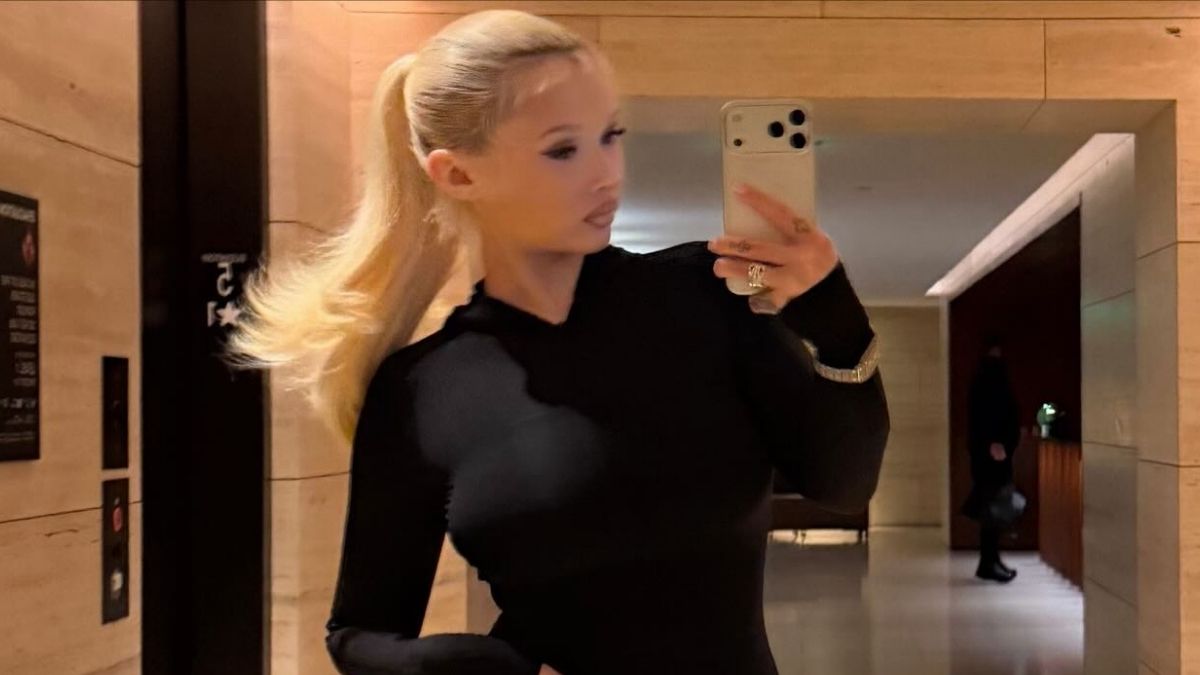 Alabama Barker Gives Cheeky Thong Peek Posing With Only Bow - Mandatory