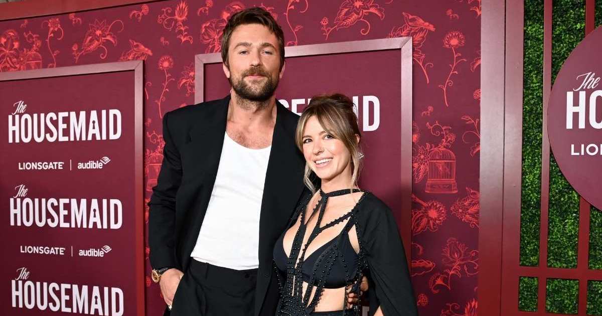 Brandon Sklenar Shares Red Carpet PDA Moment With Girlfriend - Mandatory