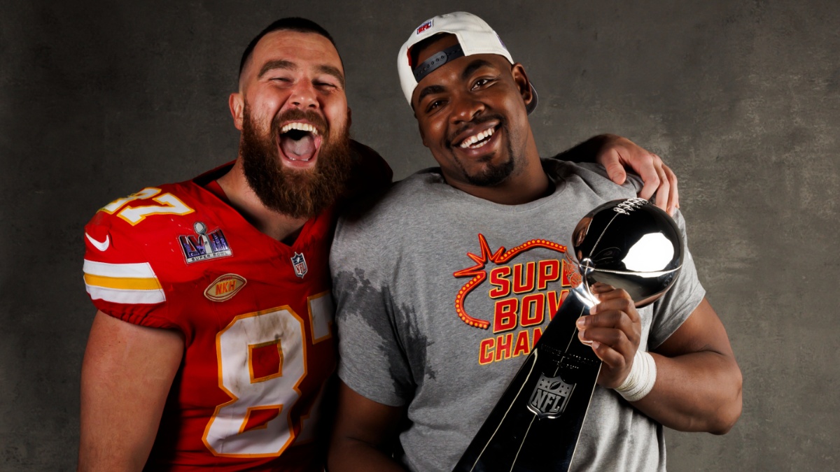 Chiefs' Chris Jones Hopes Travis Kelce Stays For 'One More Year ...