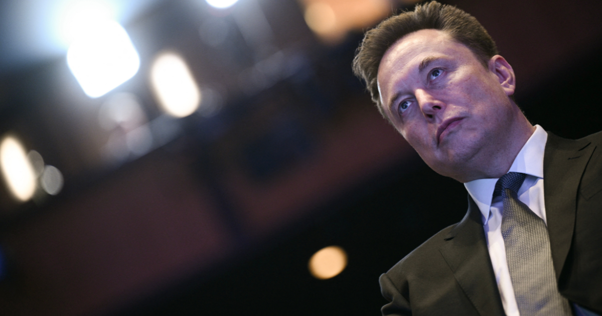 Elon Musk Called Out For Rating 18-Year Old's 'Hotness' - Mandatory