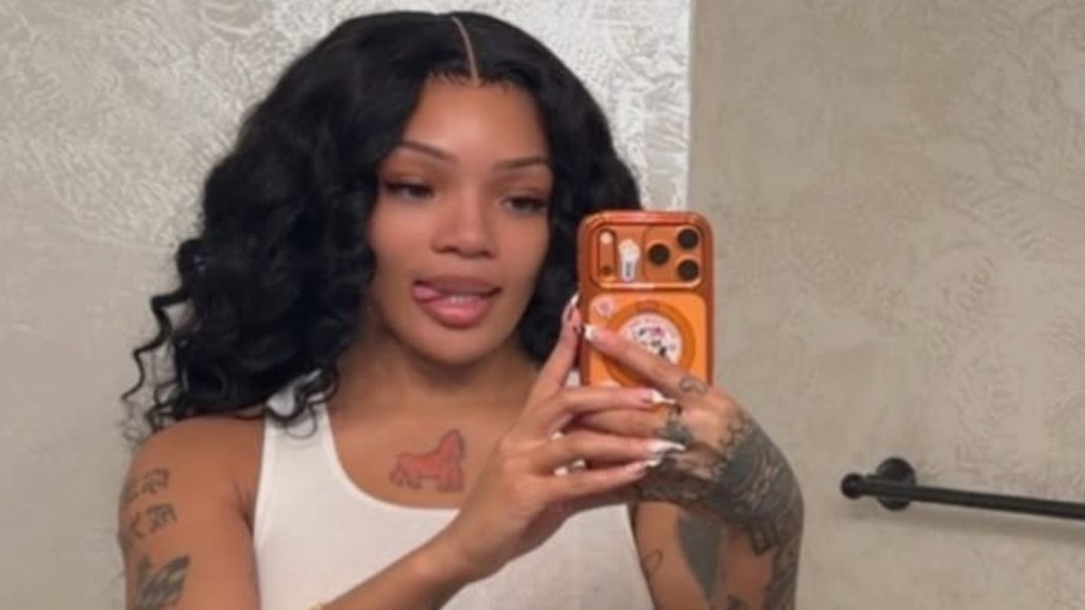 GloRilla Wears Only a T-Shirt to Flirty Dance for Boyfriend in Video ...