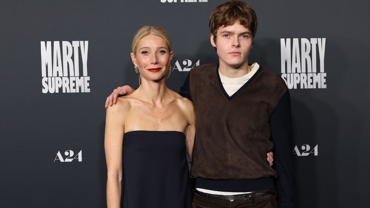 Chris Martin's Son Finds Mom Gwyneth Paltrow-Timothee Chalamet Kiss ...