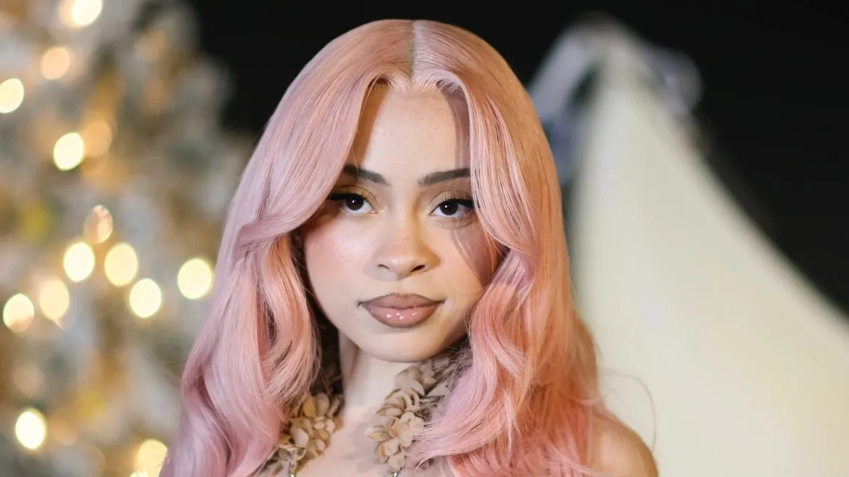 Ice Spice Shows Off Her Twerking Skills in Underwear - Mandatory