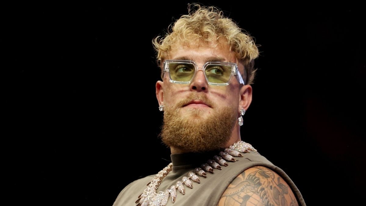 Former UFC Champ Thinks Jake Paul Has a ‘Chance’ in Anthony Joshua ...