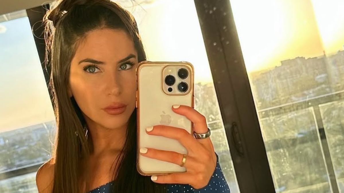 Model Jen Selter’s Skimpy String Bra & Ruffle Skirt Look Is ‘Super Sexy ...