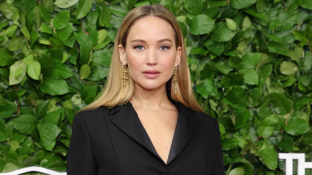 Jennifer Lawrence Reveals First Acting Job - Mandatory