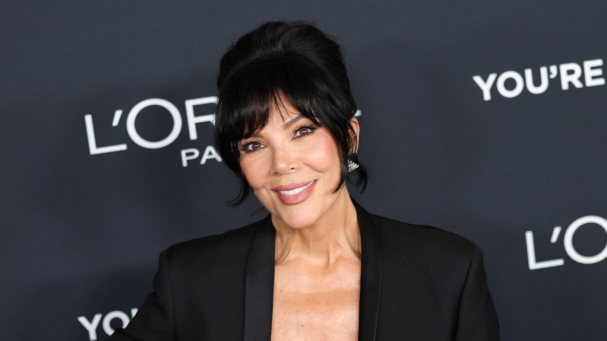 Kris Jenner Names 1 Definitely Real Part of Her Face After New Facelift ...