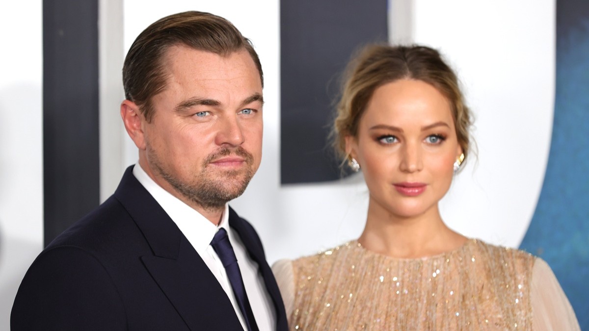 Leonardo Dicaprio Grilled by Jennifer Lawrence Over Co-Star Chemistry ...