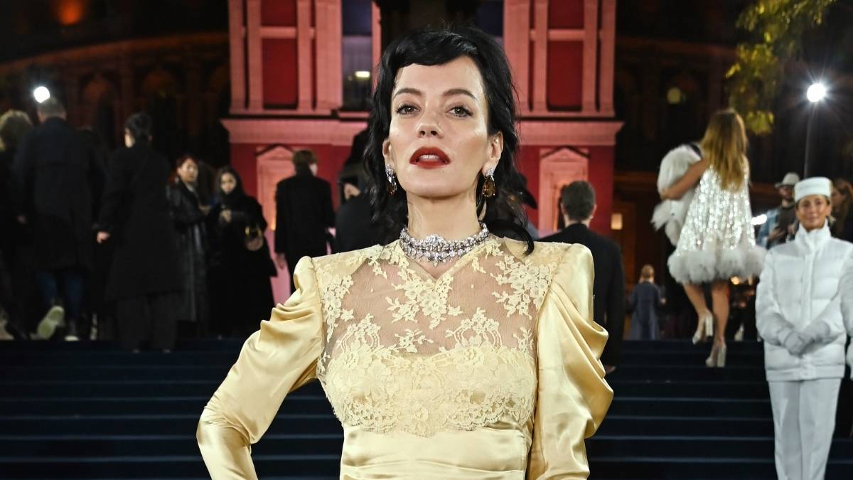 Lily Allen's Sheer Lingerie Photos Are Too, Too Spicy for Christmas ...