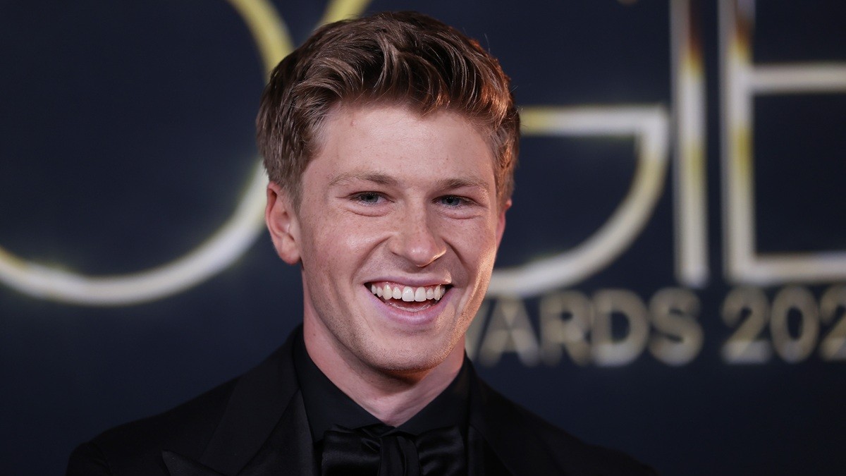 Robert Irwin Unveils 'Passion Project' After DWTS Victory - Mandatory
