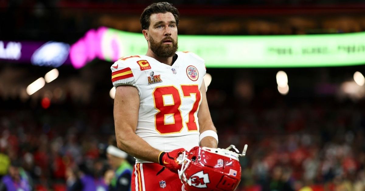 Travis Kelce Faces Backlash for His Post-Game Behaviour After Titans ...