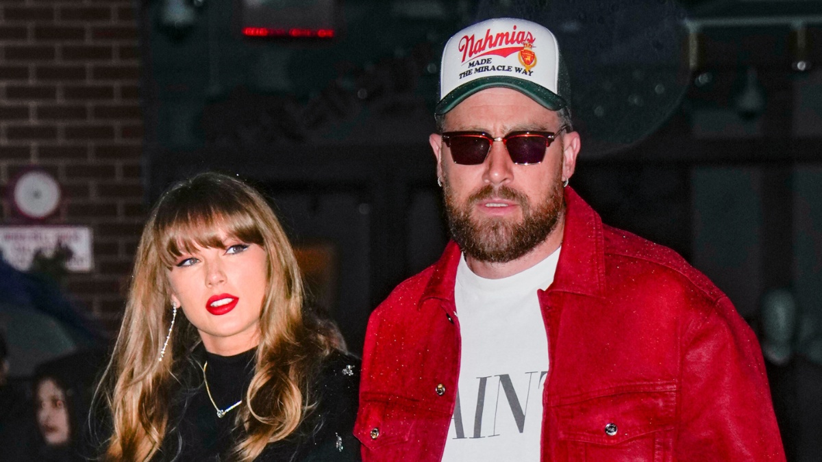 Taylor Swift Missed Travis Kelce's Chiefs Loss Against Titans - Mandatory