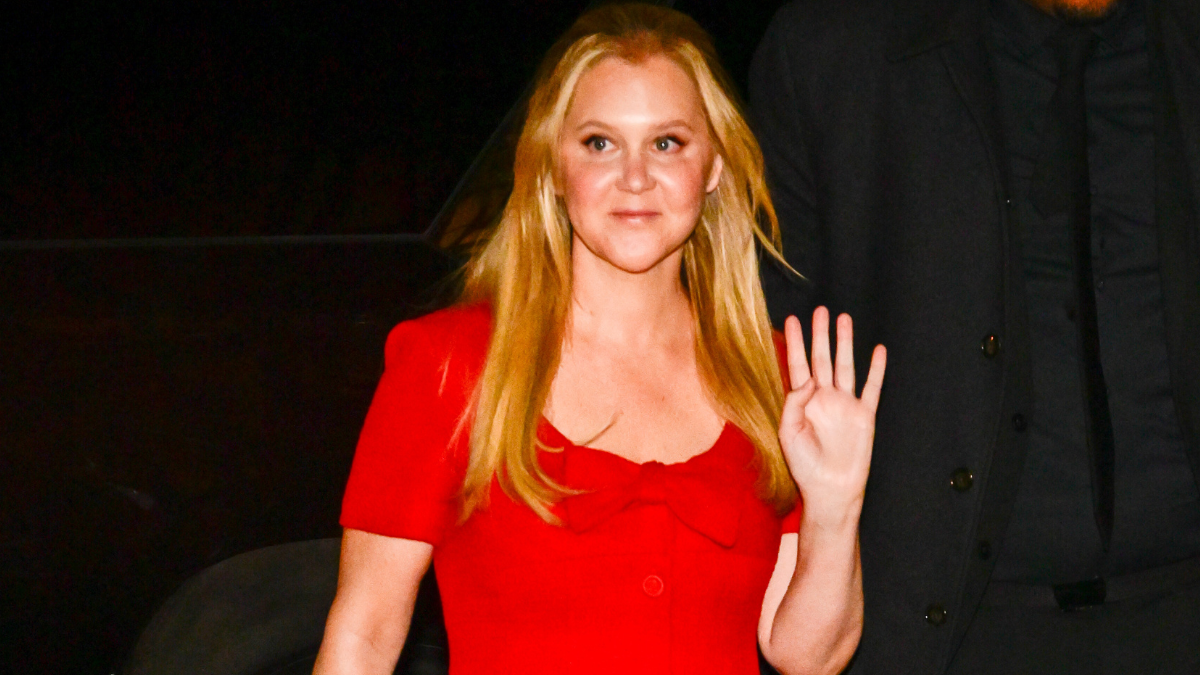 Amy Schumer Lost Weight to Survive Killer Disease - Mandatory