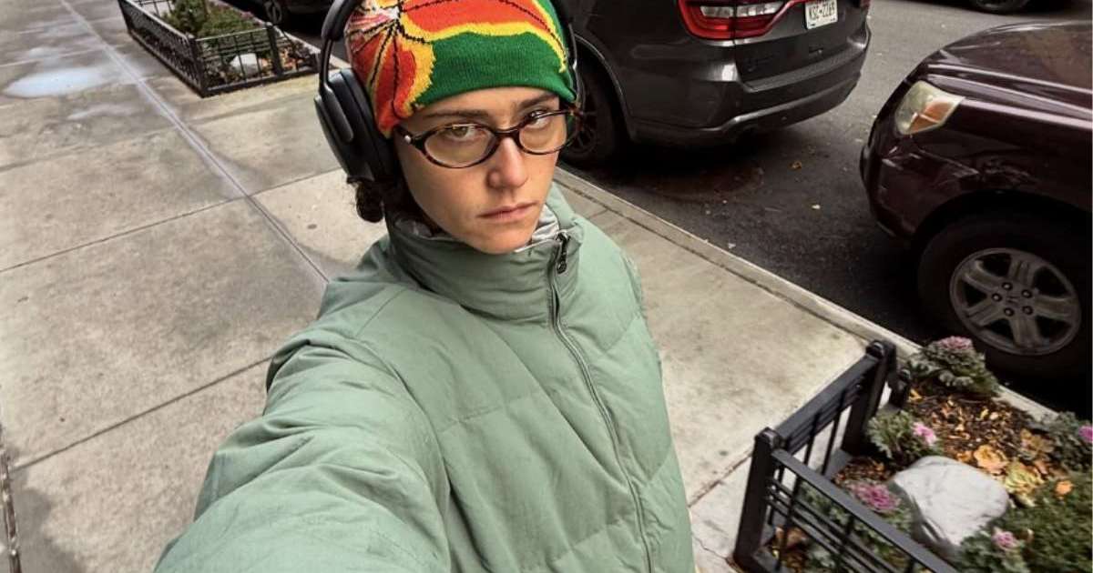 Kamala Harris' Stepdaughter's Hot Tub Photos Also Have a Good View ...