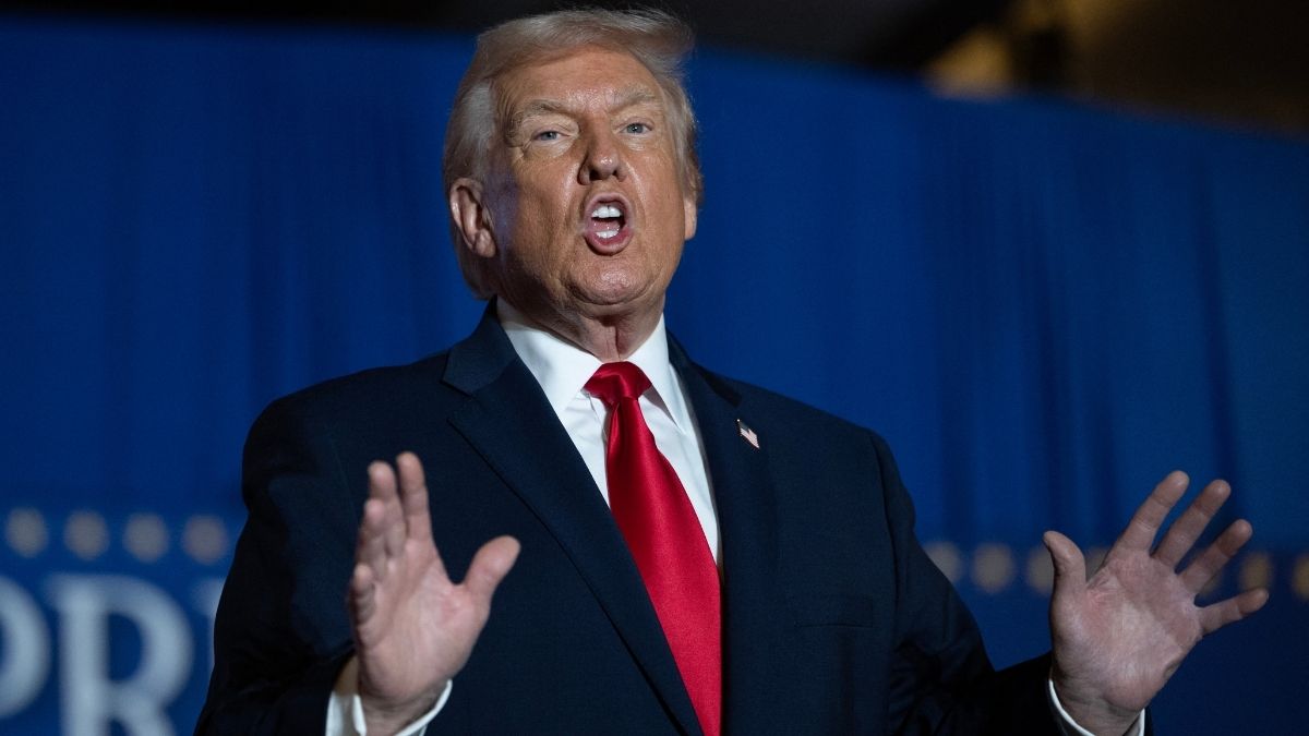 Donald Trump Army-Navy Coin Fail Turns Into Joke Fest - Mandatory