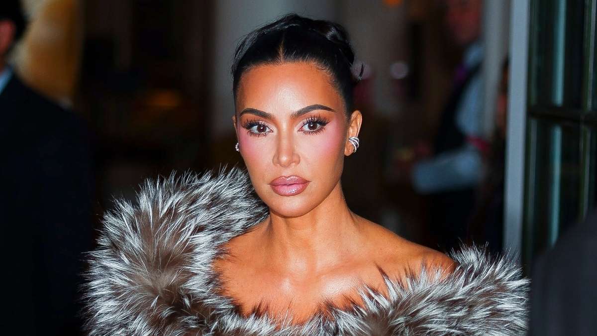 Kim Kardashian Faces Backlash From PETA Over Christmas 'Gift' - Mandatory