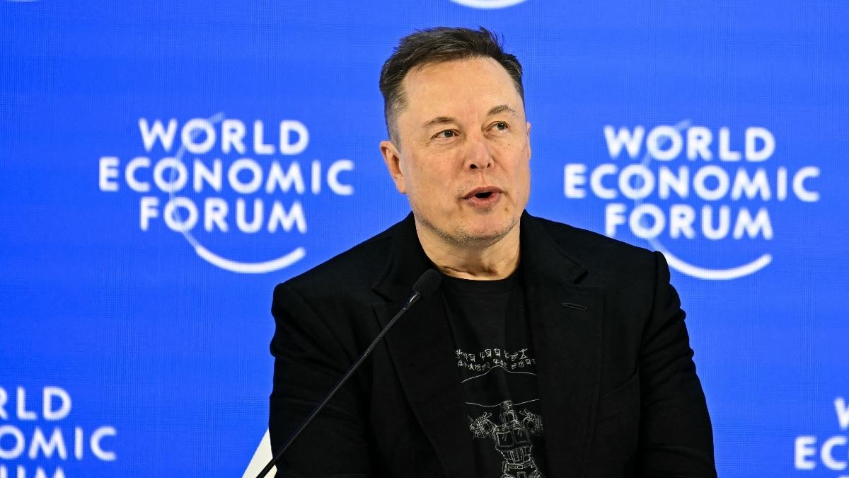 Elon Musk’s Humanoid Robots Could Release in 2027 - Mandatory