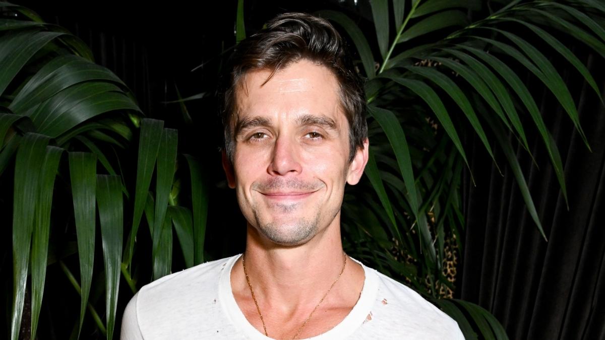 Antoni Porowski Wows in Underwear For SAXX Campaign - Mandatory