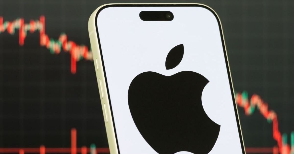 Apple Working on Wearable AI Pin With Cameras — Report - Mandatory