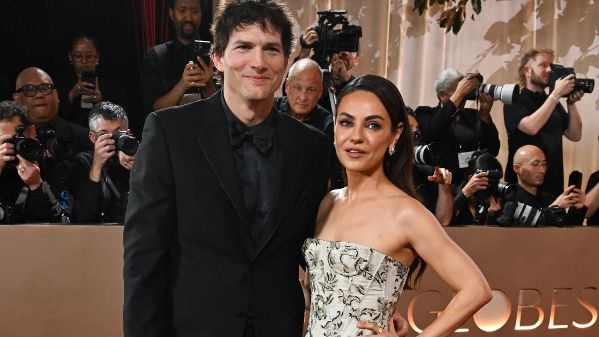 Ashton Kutcher Recalls ‘Craziest Rumor’: He and Mila Kunis Don’t Shower ...