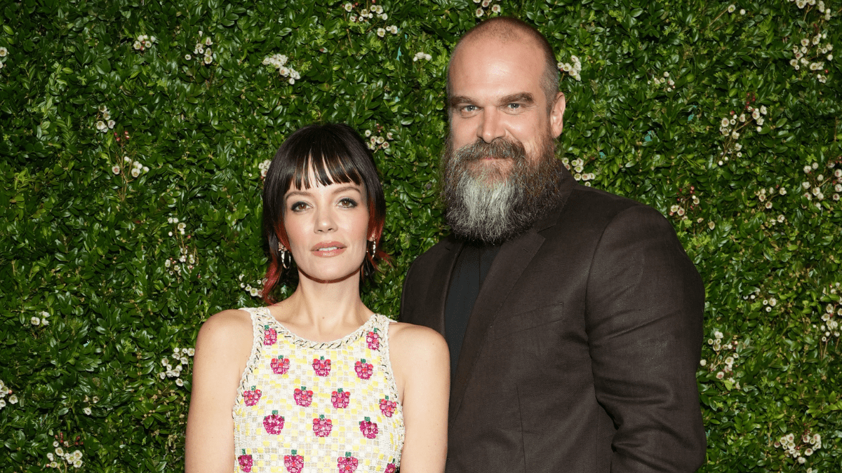 Lily Allen & David Harbour Are Selling New York Home at a Loss, Says ...