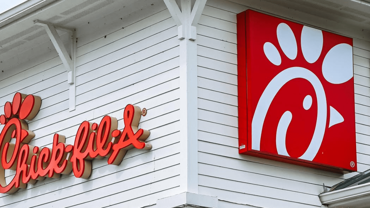 Chick-fil-A Is Bringing Unique Valentine's Day Item For Limited Time ...