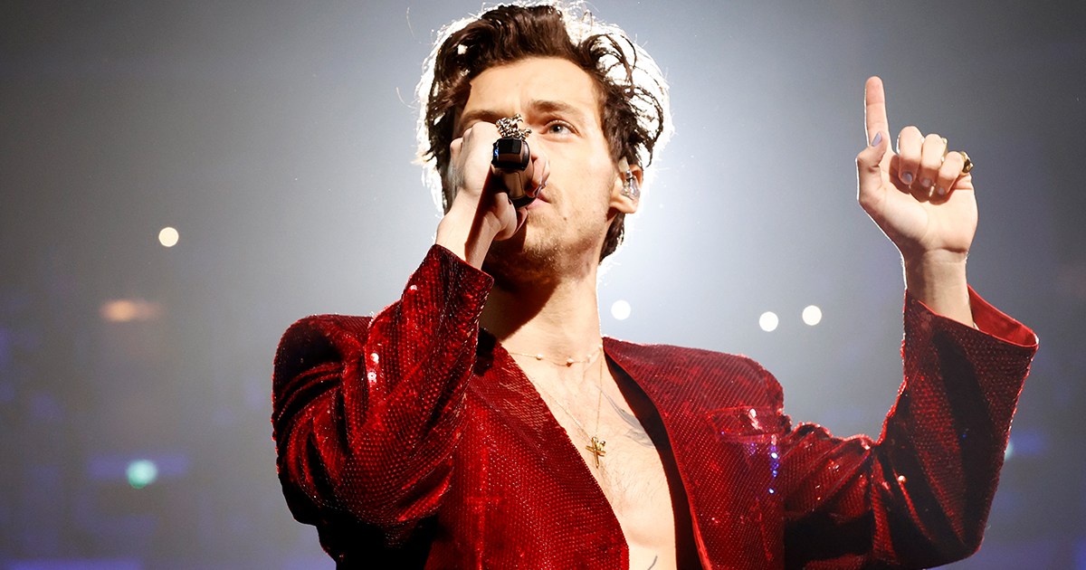 Harry Styles’ Upcoming Tour Comes With a Dress Code for Fans - Mandatory