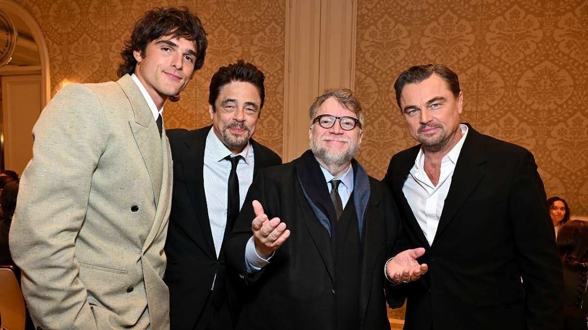 Leonardo DiCaprio’s Awkward Moment With Jacob Elordi’s Mom at Golden ...