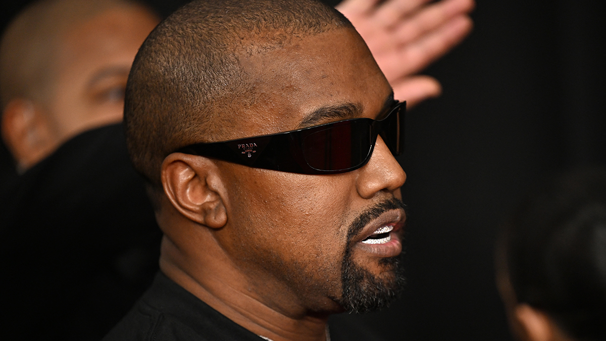Kanye West Sets the Record Straight on Antisemitism Apology Accusations ...