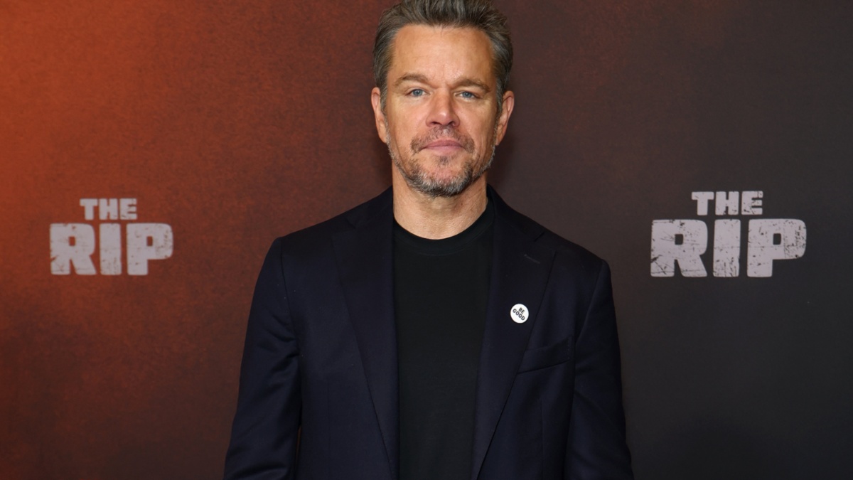 Matt Damon Roasted by Daughter at The Rip Premiere for This Reason ...