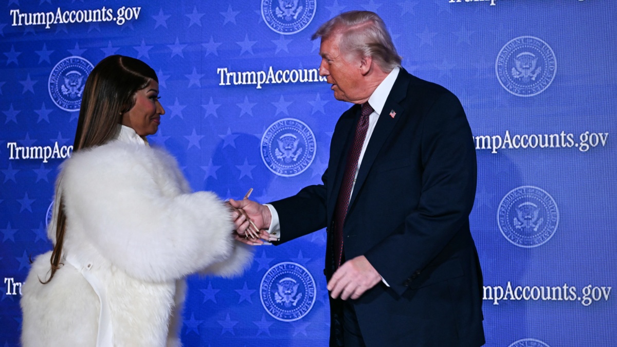 Donald Trump & Nicki Minaj’s Hand-Holding Video Goes Viral - Mandatory