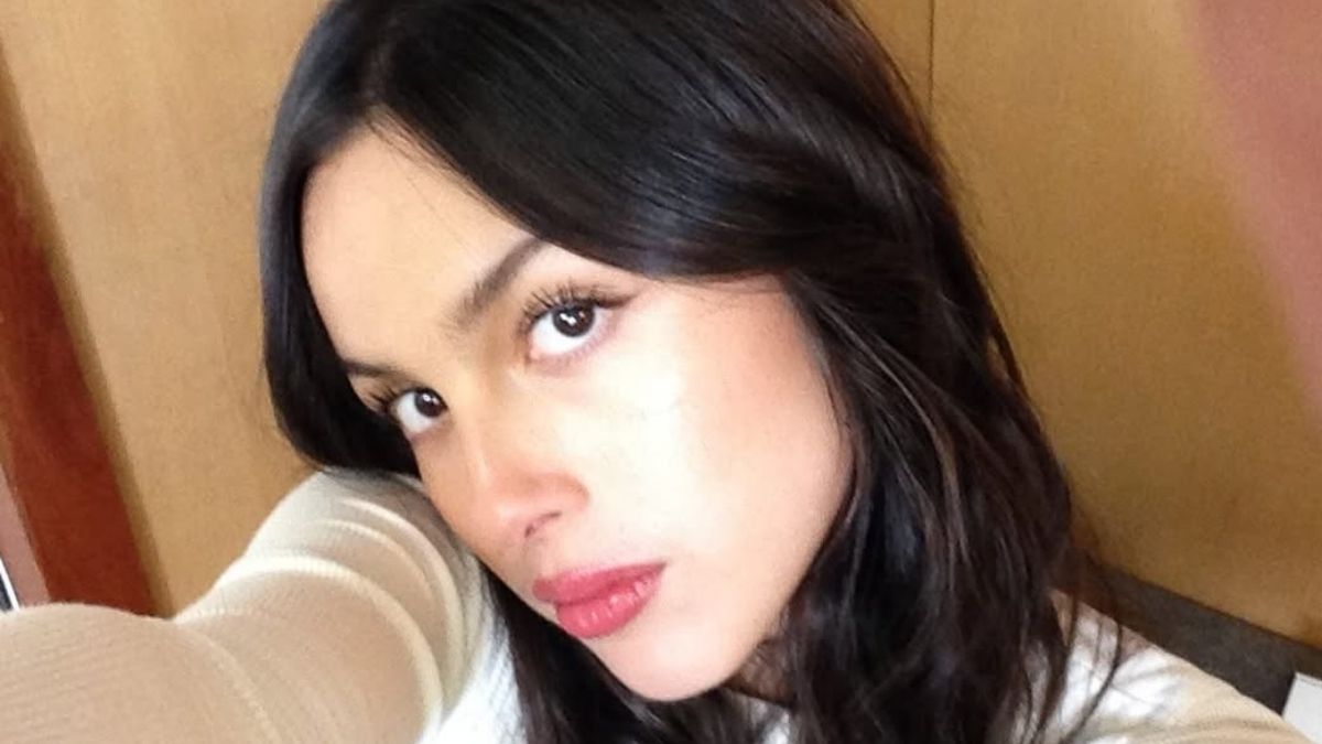 Olivia Rodrigo Dazzles in Bejeweled Mini-Dress - Mandatory