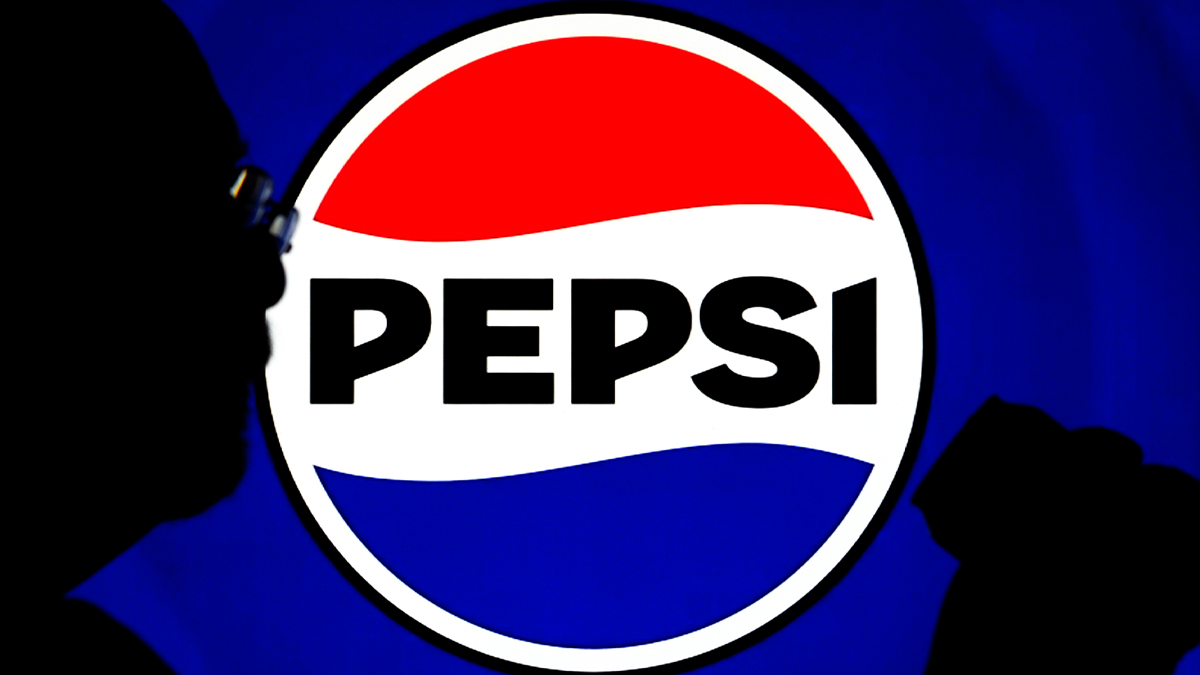 Pepsi Throws Not-So-Subtle Shade at Coca-Cola in Super Bowl Ad - Mandatory