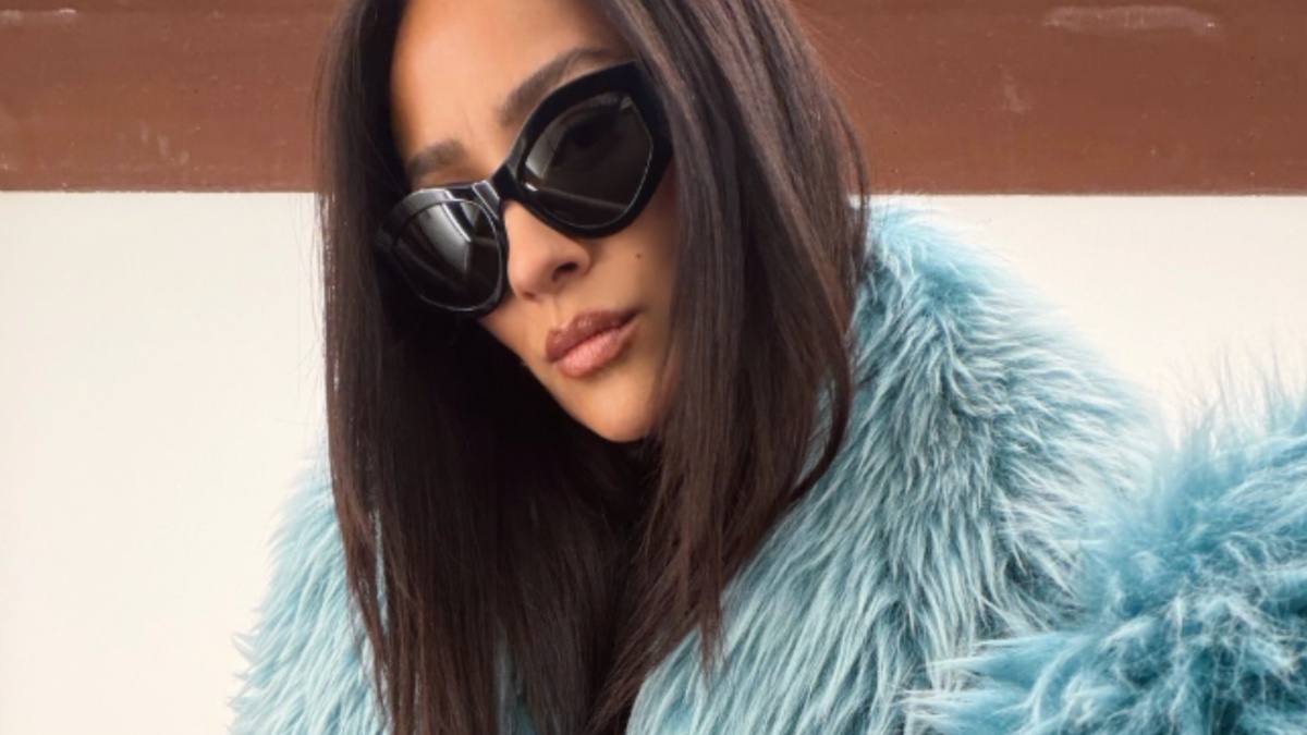 Shay Mitchell Nails Preppy Chic in Tiny Micro Skirt & Nike T-Shirt ...